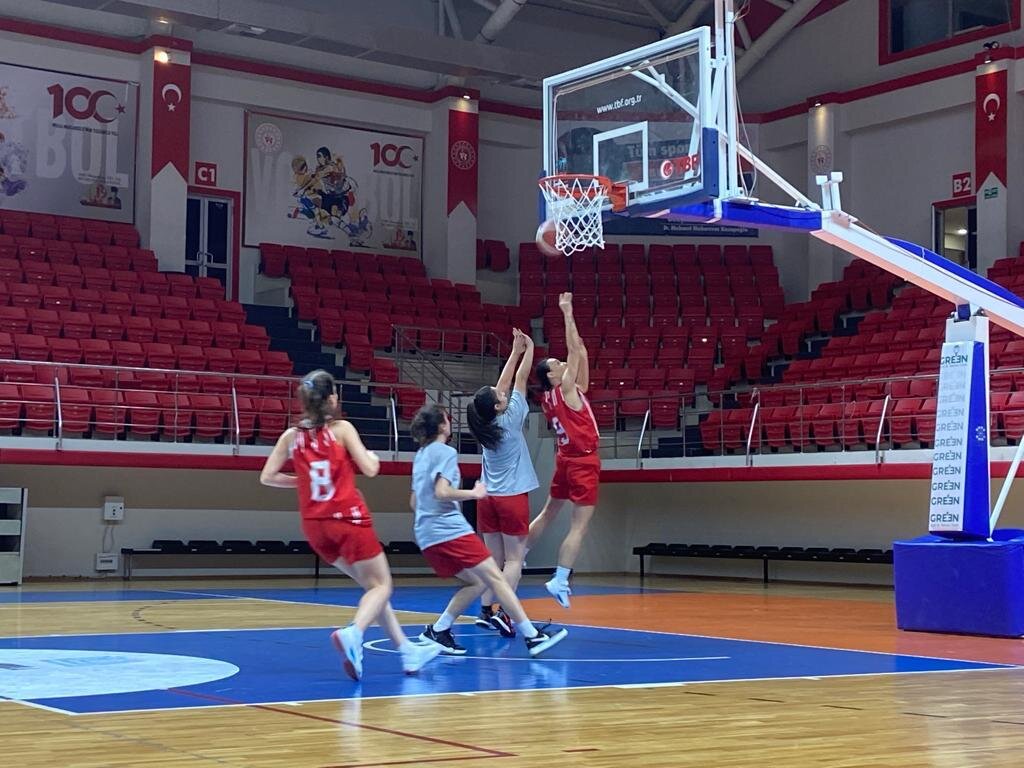 ZORLU KOLEJİ Mersin'e Hazır - SPOR - Samsun Hedef Halk Gazetesi ...