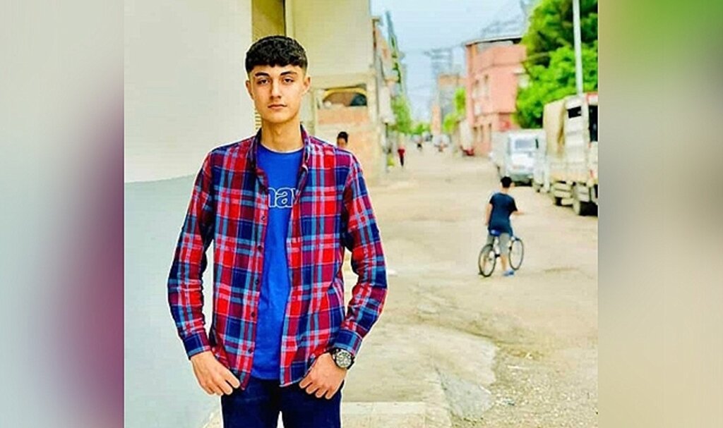 Arkadaşının bıçakladığı genç, yaşam savaşını kaybetti - ASAYİŞ - Samsun ... Arkadaşının bıçakladığı genç, yaşam savaşını kaybetti - ASAYİŞ - Samsun ...