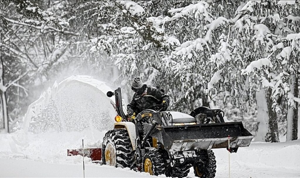 ABD'deki Kar Fırtınası Nedeniyle Buffalo'da Hayat Durdu, Ülke Genelinde ...