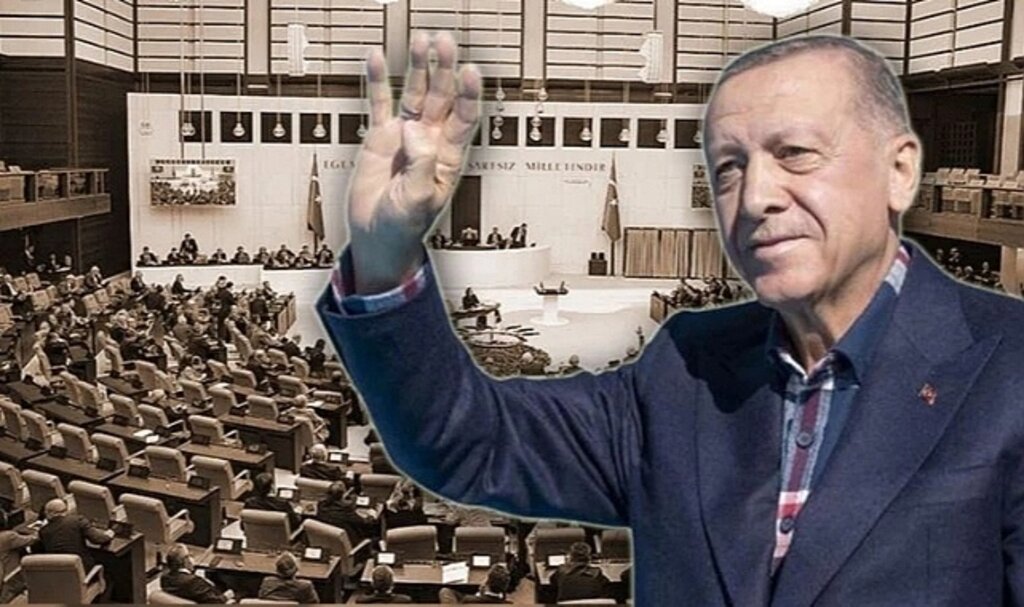 İYİ Partili Ahat Andican: Yolsuzluk olaylarının üstünü örten bir ...